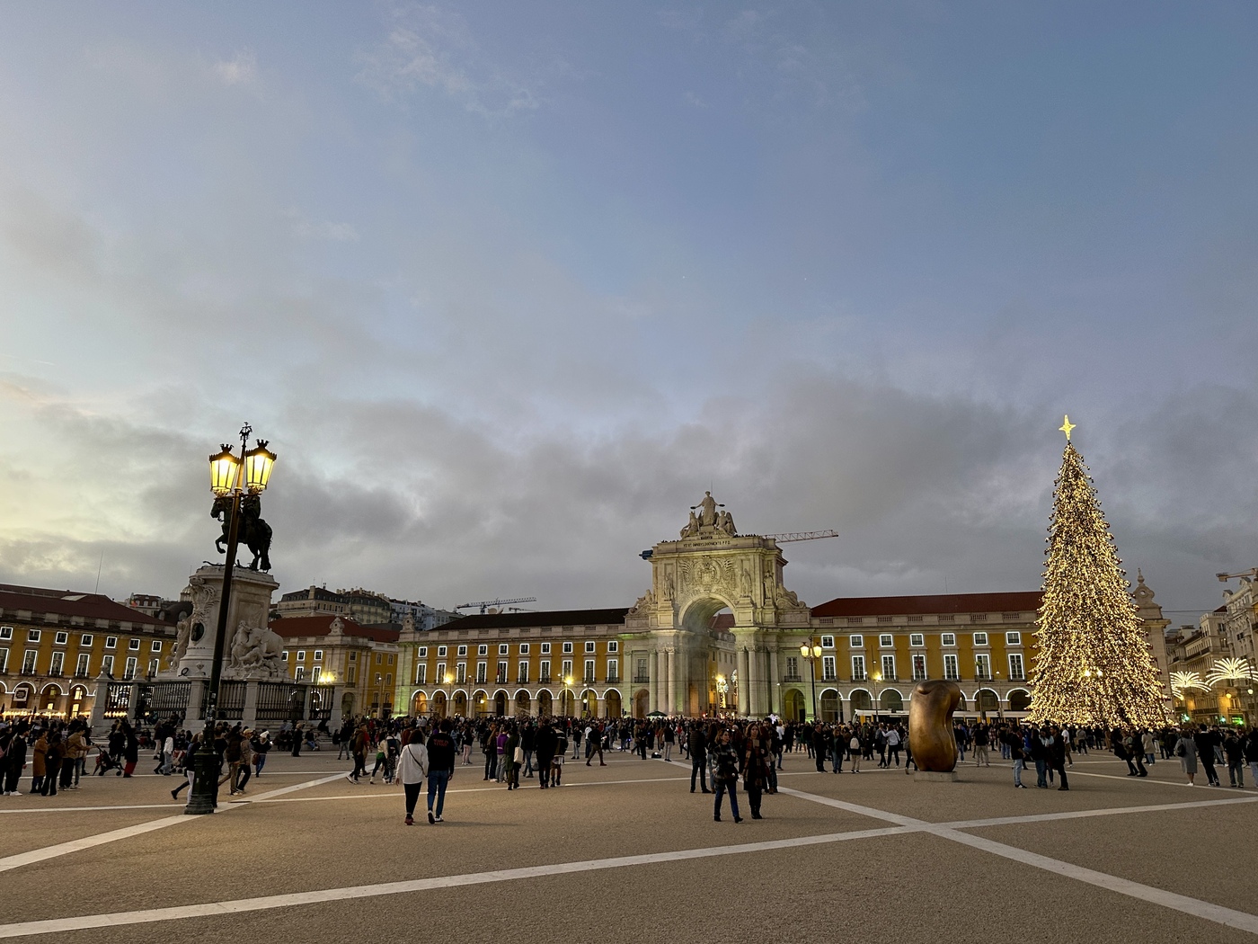Lisboa en Navidad 2025: qué ver, mercados, luces y más